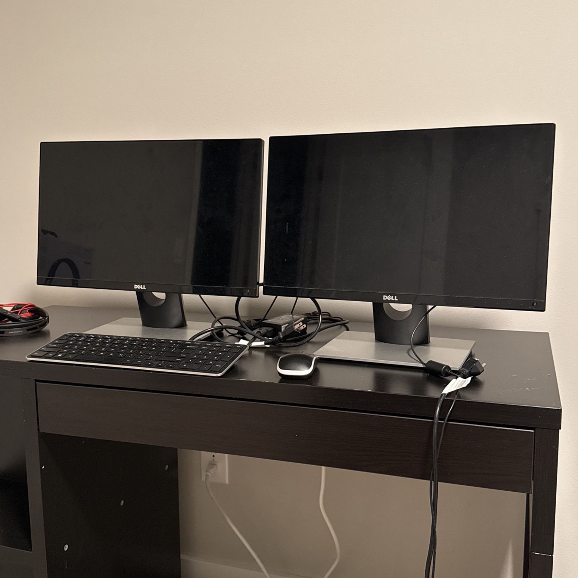 Two Dell Monitors Wireless Keyboard And Mouse for Sale in Federal Way, WA - OfferUp