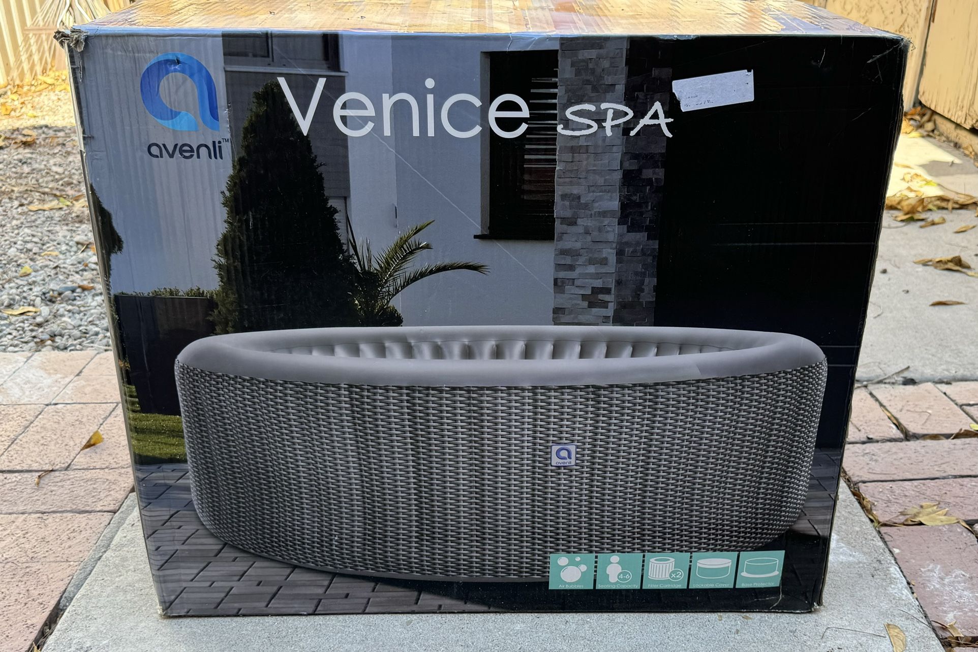 Venice Inflatable Spa for Sale in Mesa, AZ - OfferUp