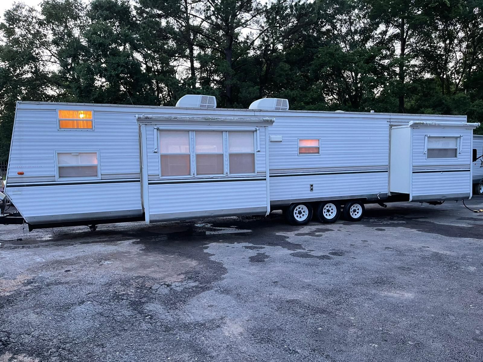 2006 FRANKLIN RV 38ft ((2 SLIDE OUTS )) for Sale in Humble, TX - OfferUp