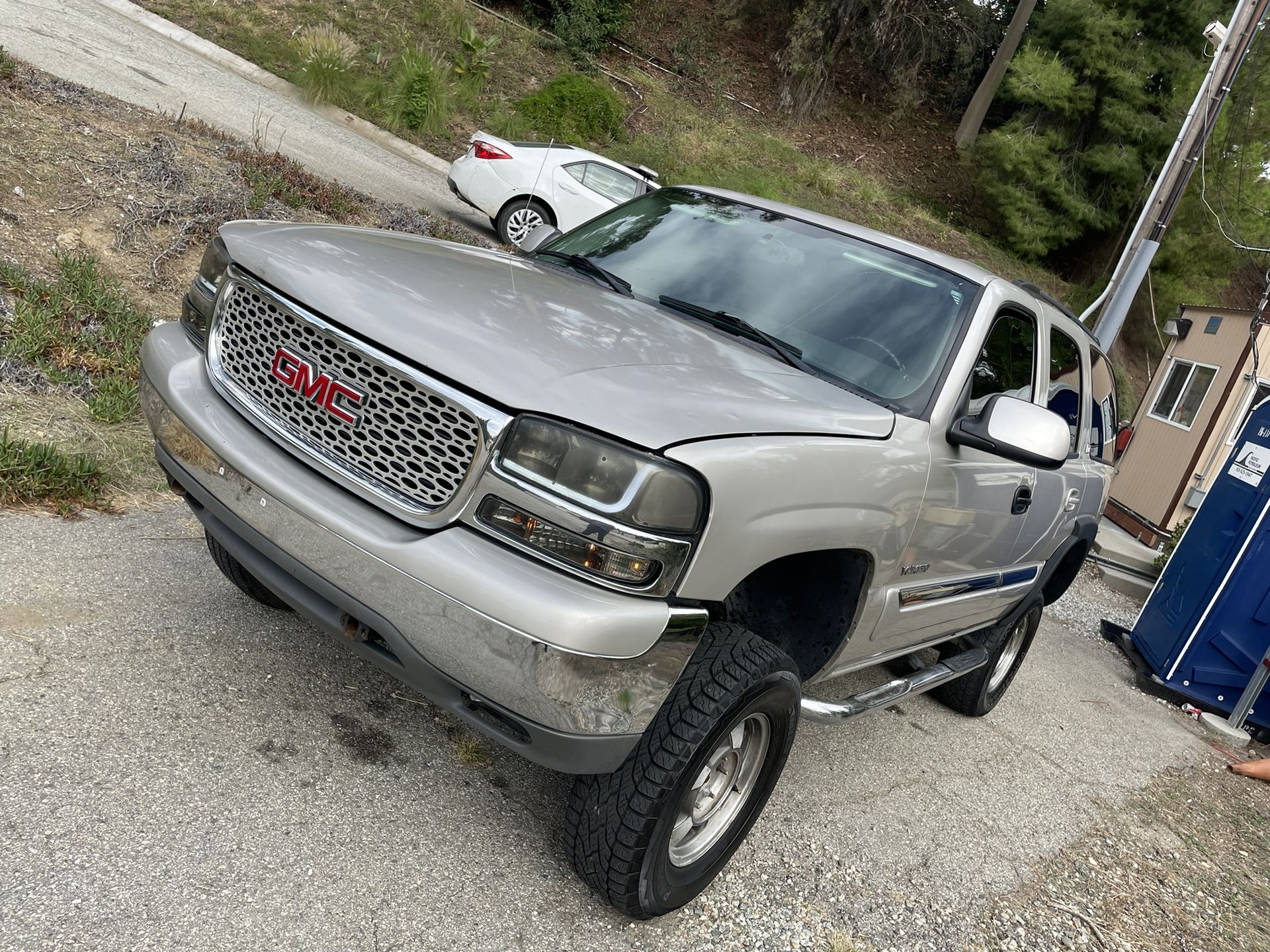 GMC Yukon for Sale in Long Beach, CA - OfferUp