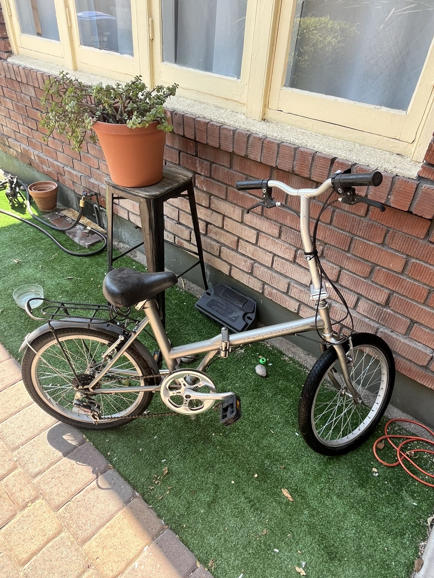Used Adventurer Folding Bike for Sale in Phoenix, AZ - OfferUp