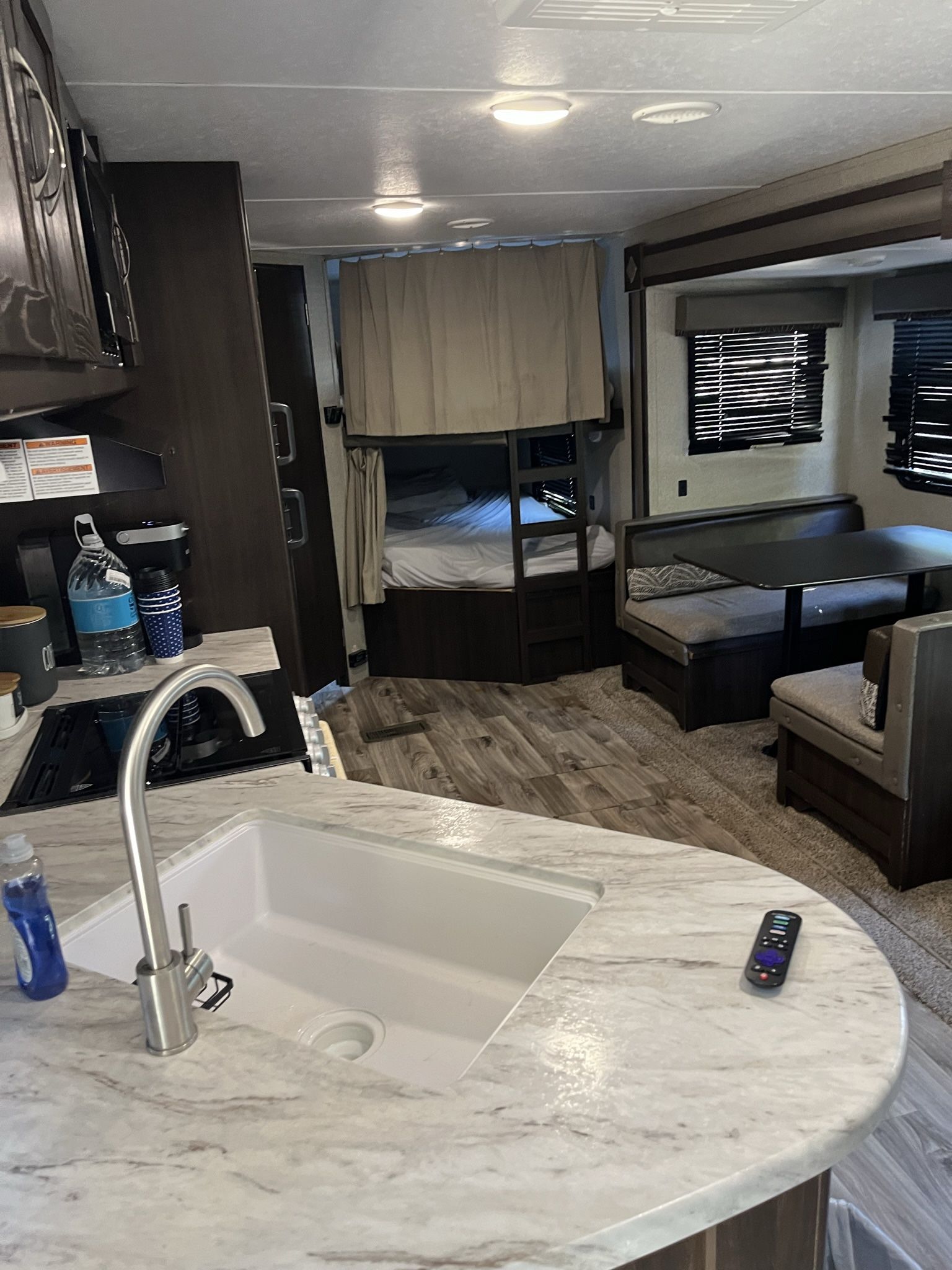 2019 Keystone Springdale 32’ for Sale in Fresno, CA - OfferUp