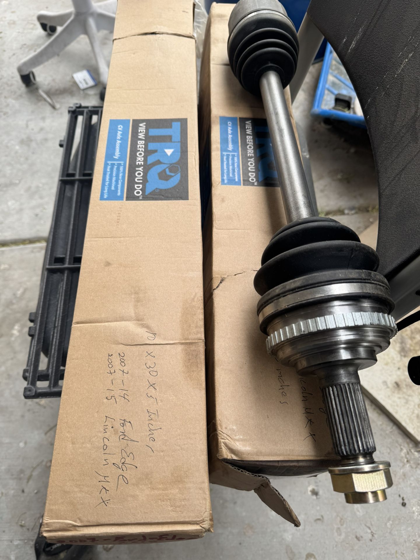 C V. Axle. Ford Edge 2007 ..Al 15 for Sale in Las Vegas, NV - OfferUp