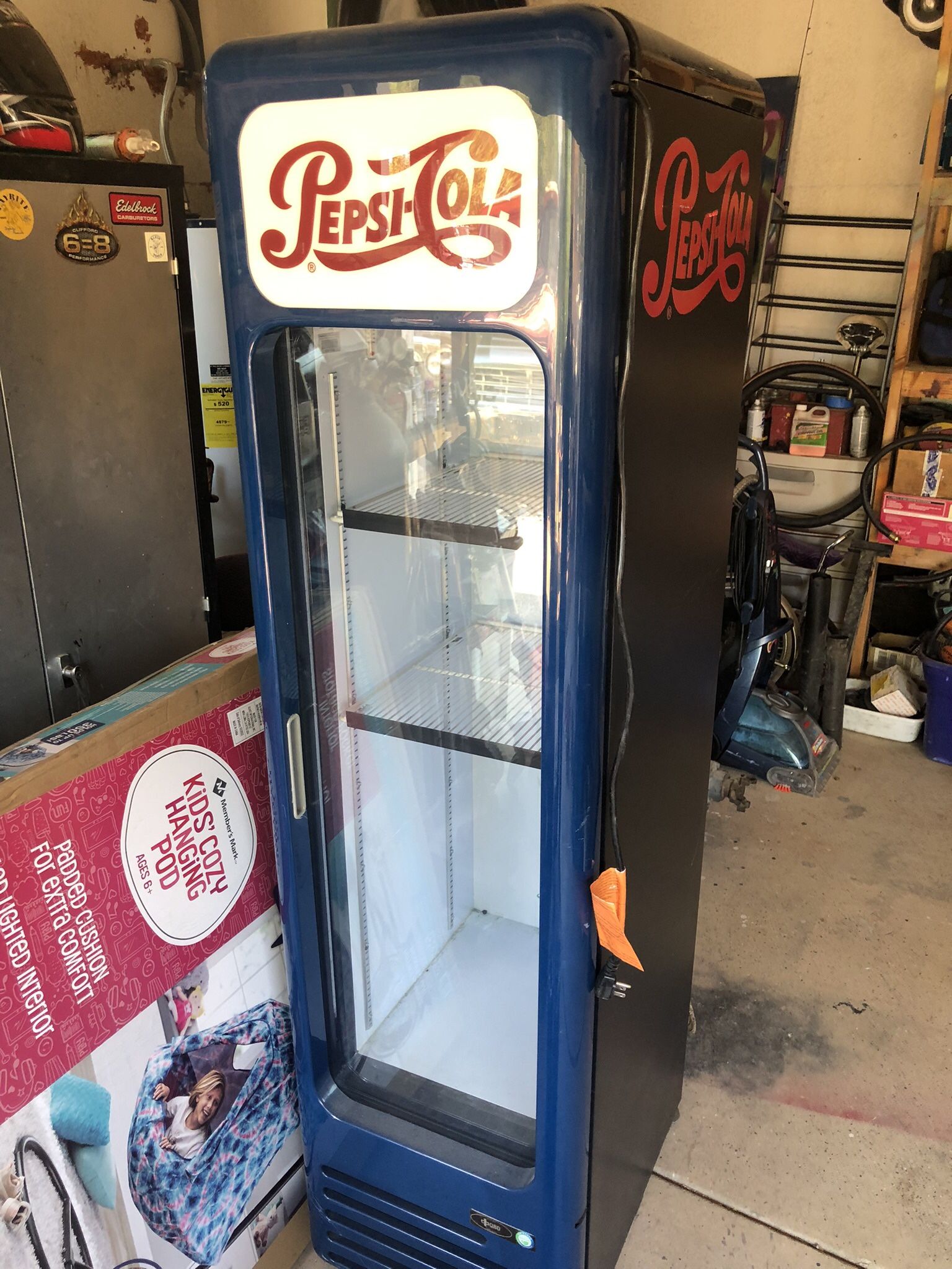 Pepsi Fridge Slim SINGLE DOOR for Sale in Las Vegas, NV - OfferUp