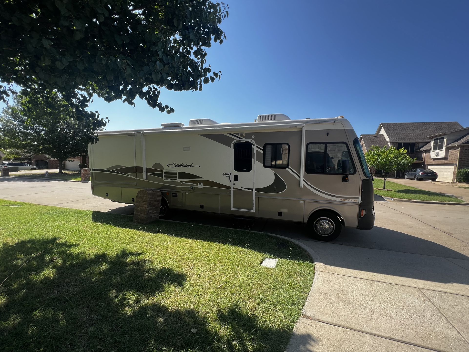 2004 Fleetwood Southwind 32vs RV for Sale in Mansfield, TX - OfferUp