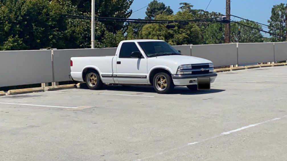 2000 Chevy S10 for Sale in Long Beach, CA - OfferUp