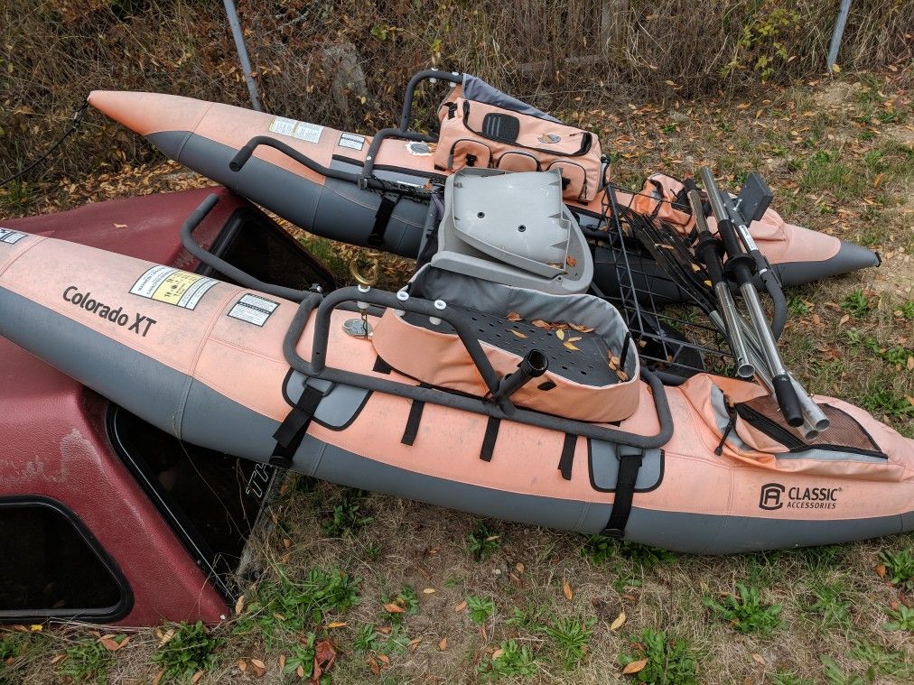 Colorado xt pontoon for Sale in Orting, WA - OfferUp