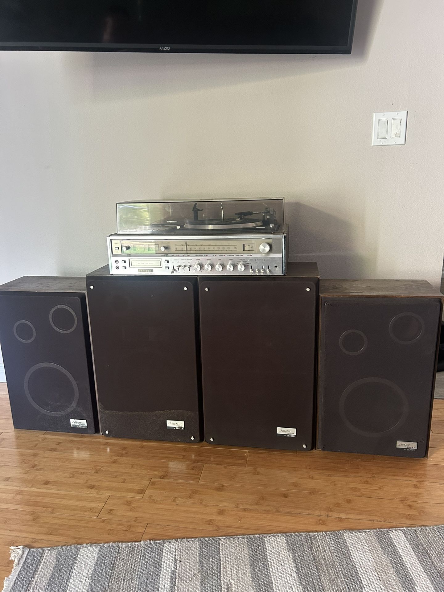 Vintage Zenith Allegro Stereo System w/ Speakers for Sale in Ontario ...