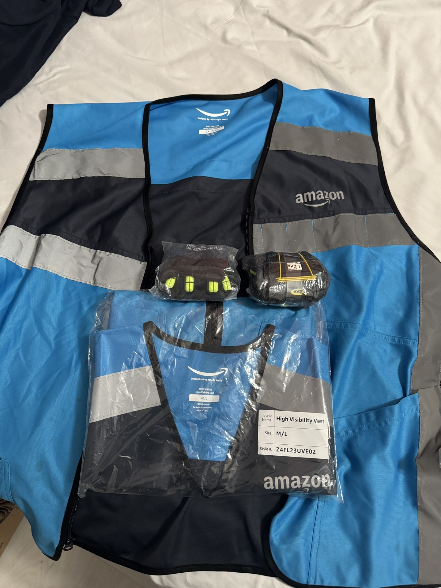 Amazon Vest for Sale in Chicago, IL - OfferUp