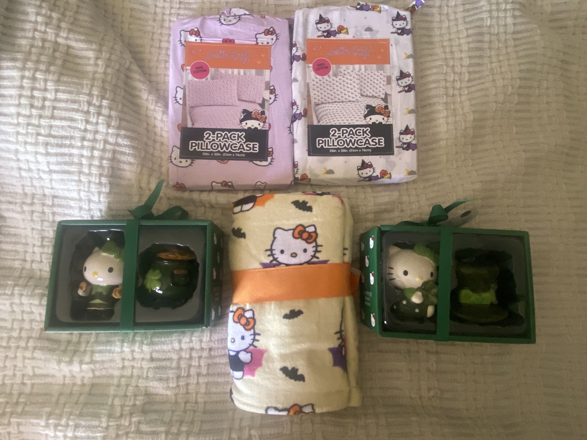 Hello Kitty Bundle for Sale in Queen Creek, AZ - OfferUp