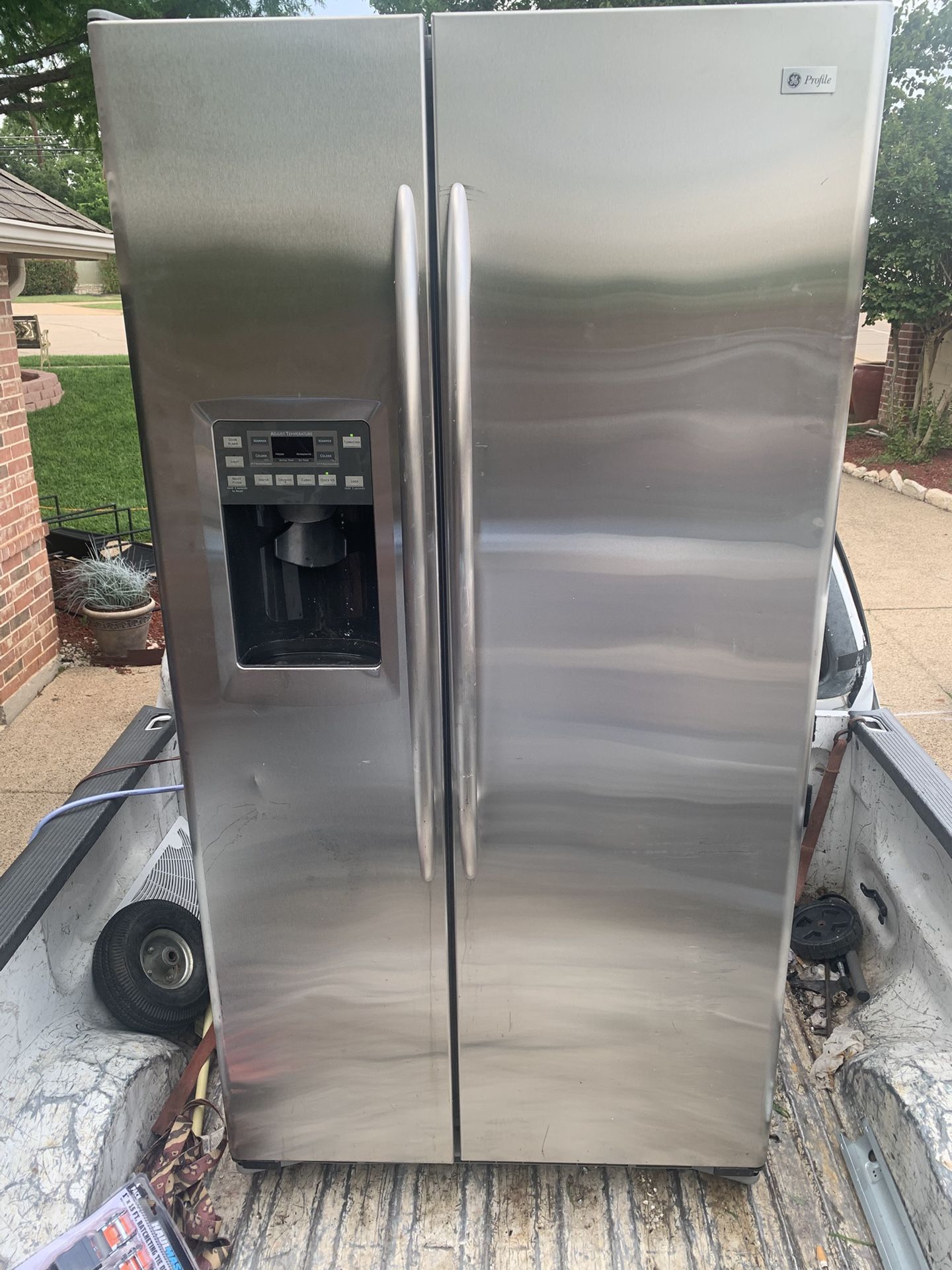 Refrigerator for Sale in Arlington, TX - OfferUp