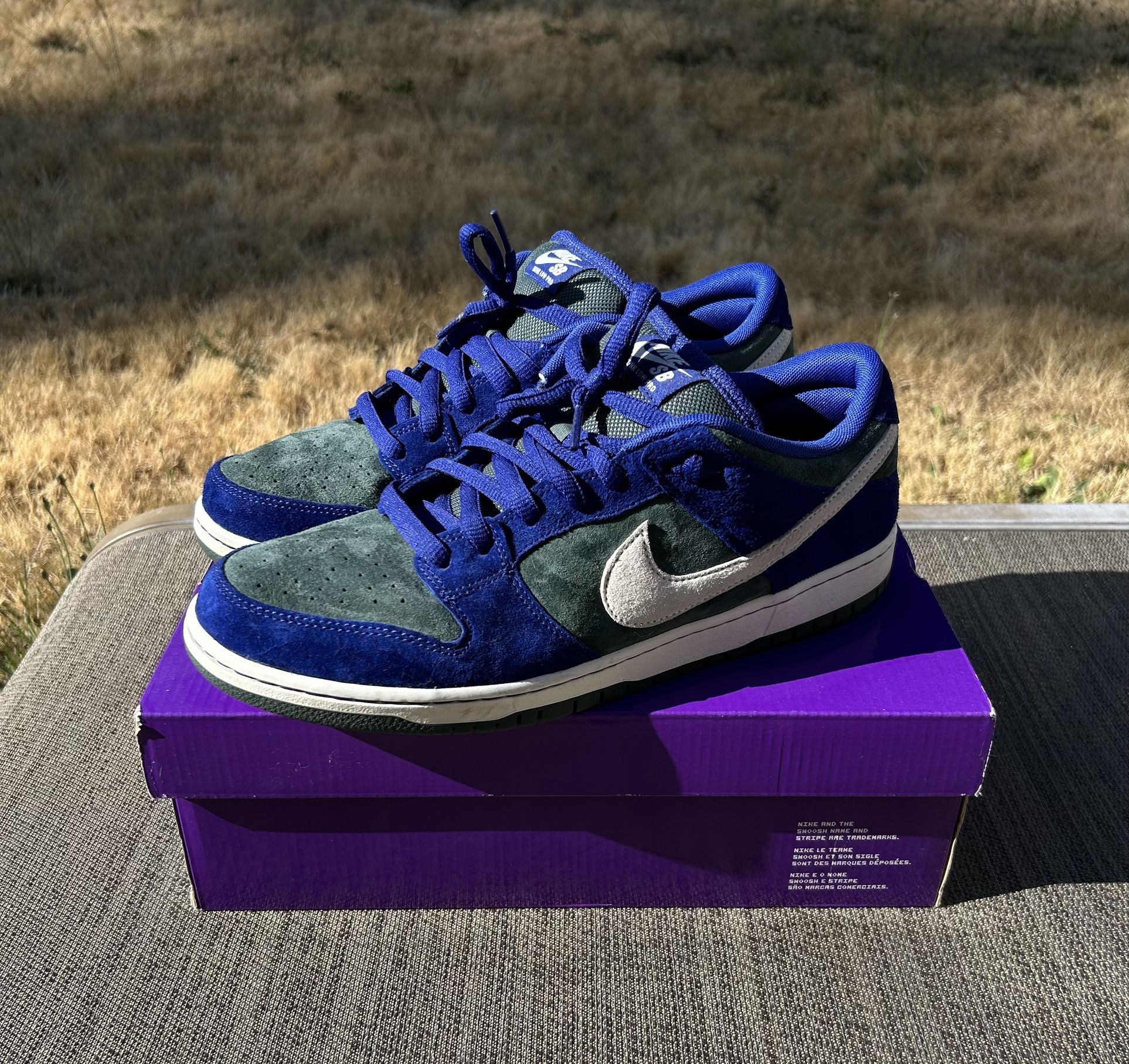 Nike SB Dunk Low Deep Royal Blue Size 12 for Sale in Spanaway, WA - OfferUp