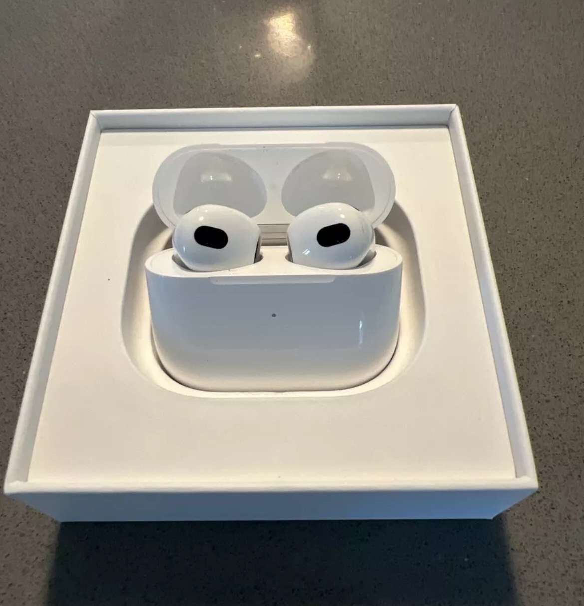 Apple Air Pods 3rd Gen for Sale in New York, NY - OfferUp