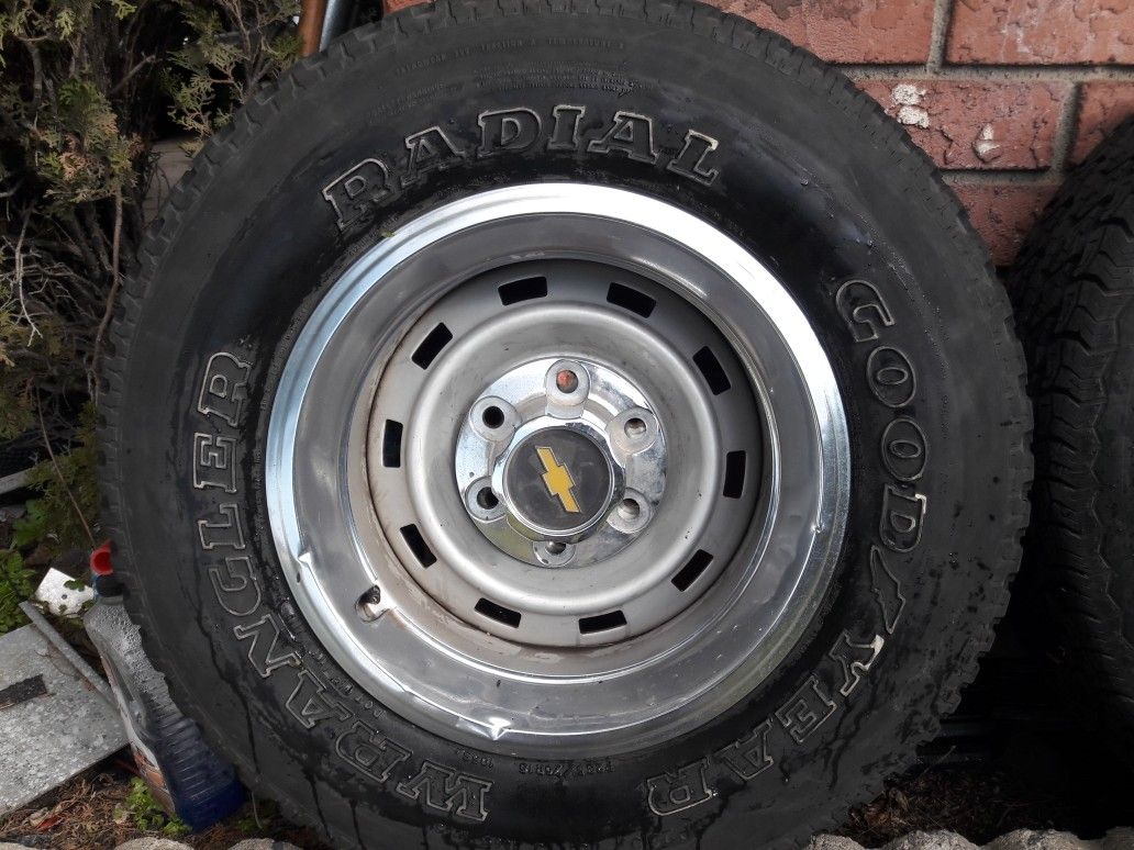 Chevy Rally wheels six lug for Sale in Rialto, CA - OfferUp