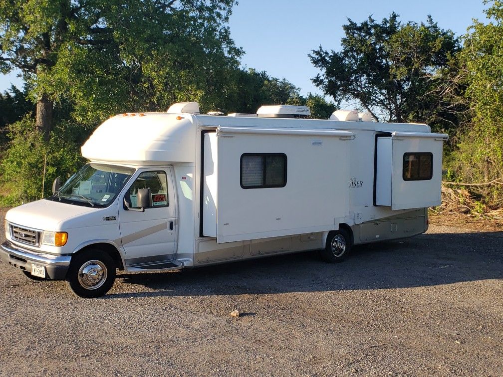 2005 Gulfstream BT Cruiser RV for Sale in Spicewood, TX - OfferUp