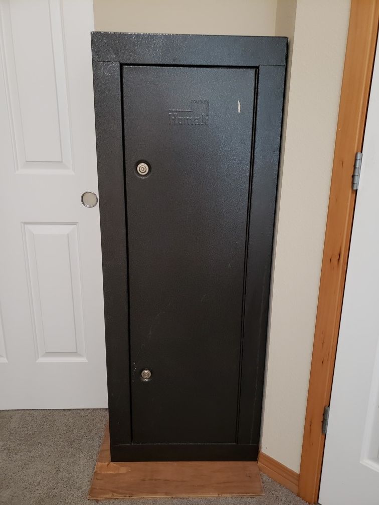 Homak 8-gun safe for Sale in Lynnwood, WA - OfferUp
