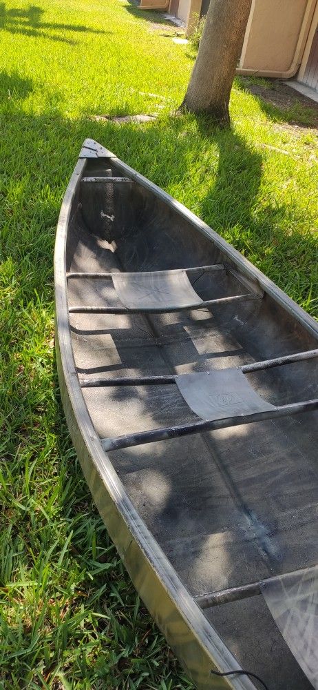 12 FT Boston Whaler For Sale - ZeBoats