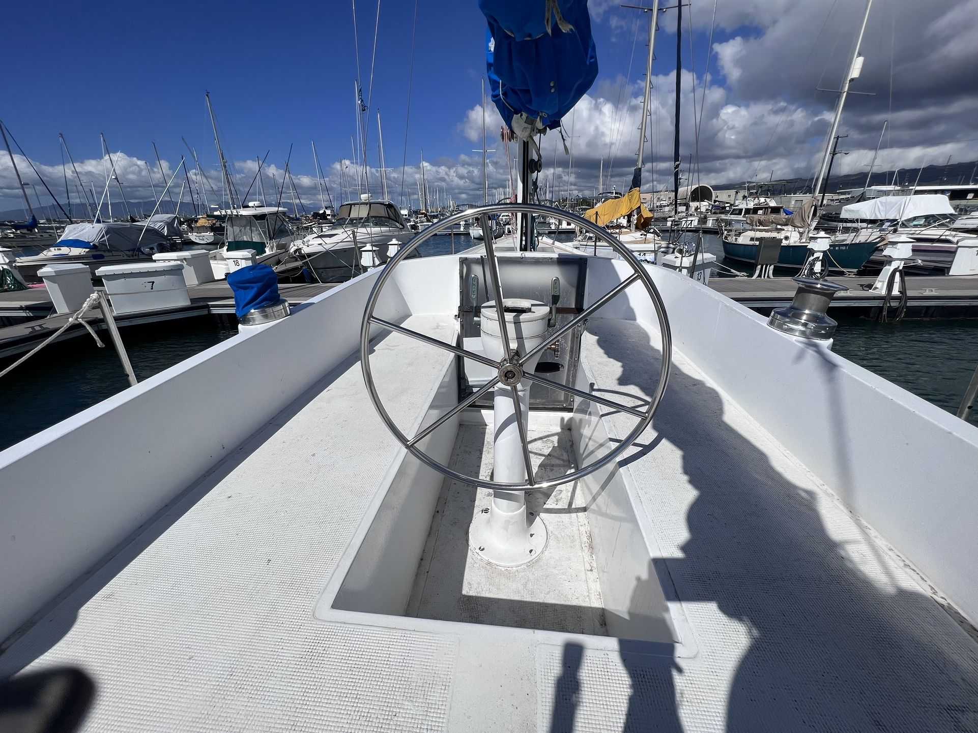 Coronado 35 Ft Sailboat for Sale in Honolulu, HI - OfferUp