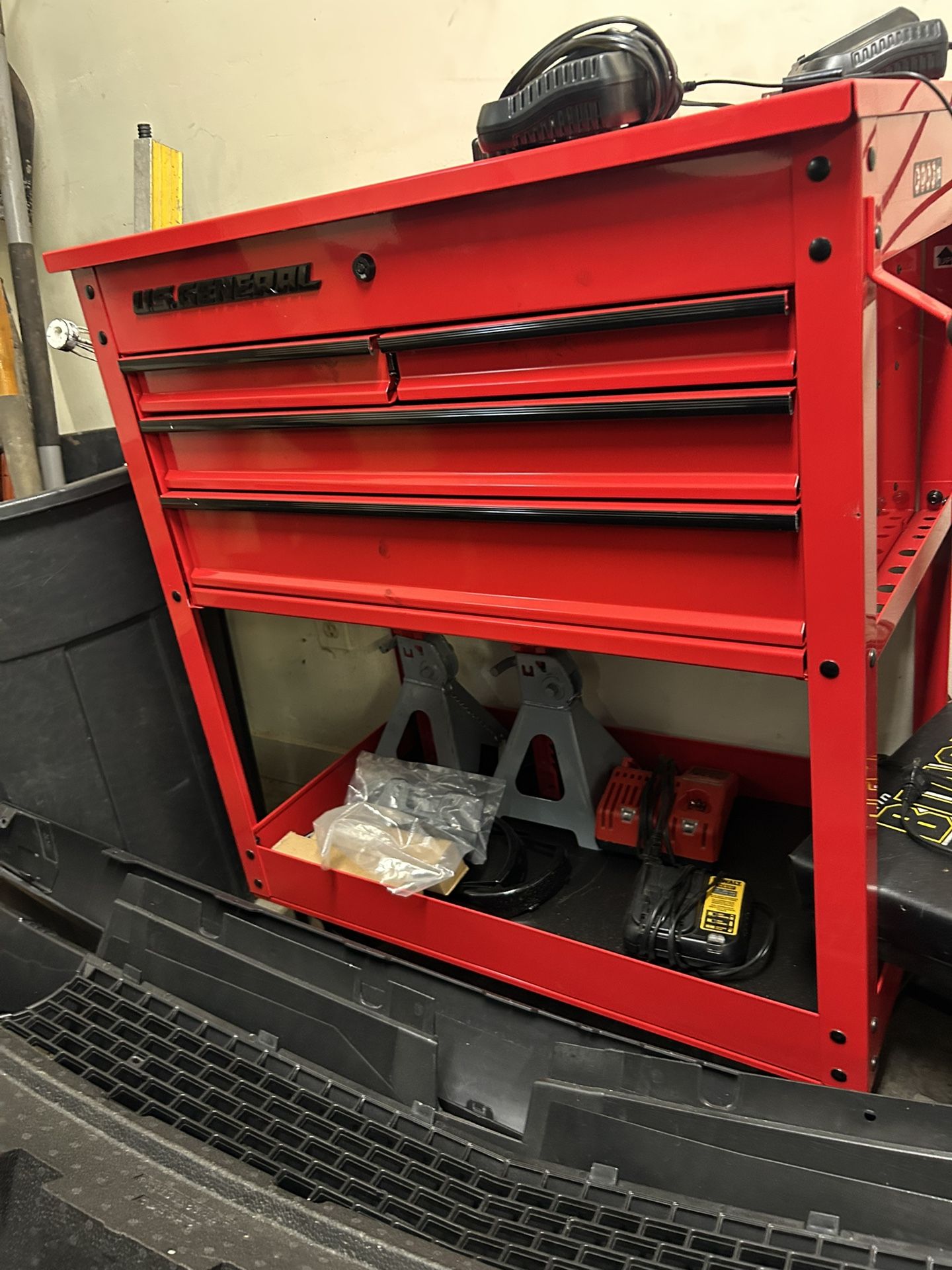 Us General Tool Box for Sale in Seattle, WA - OfferUp