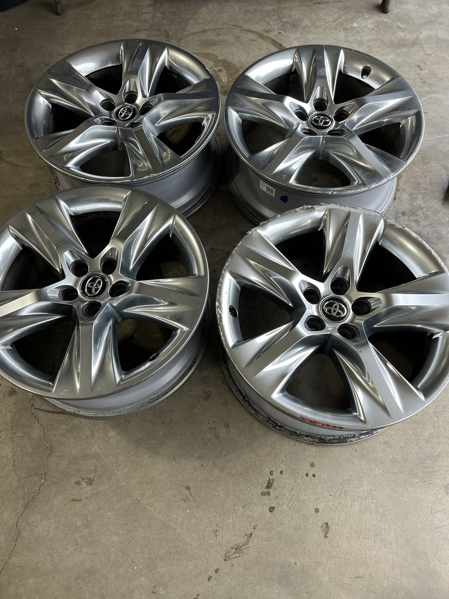 2014-2019 Toyota Highlander Wheel 19x7.5 Rim Platinum Clad 4260D0E01 ...