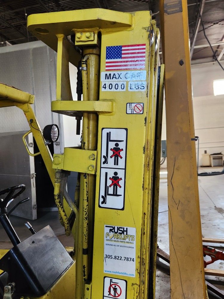 Mitsubishi FGC25 - Forklift for Sale in Hialeah, FL - OfferUp