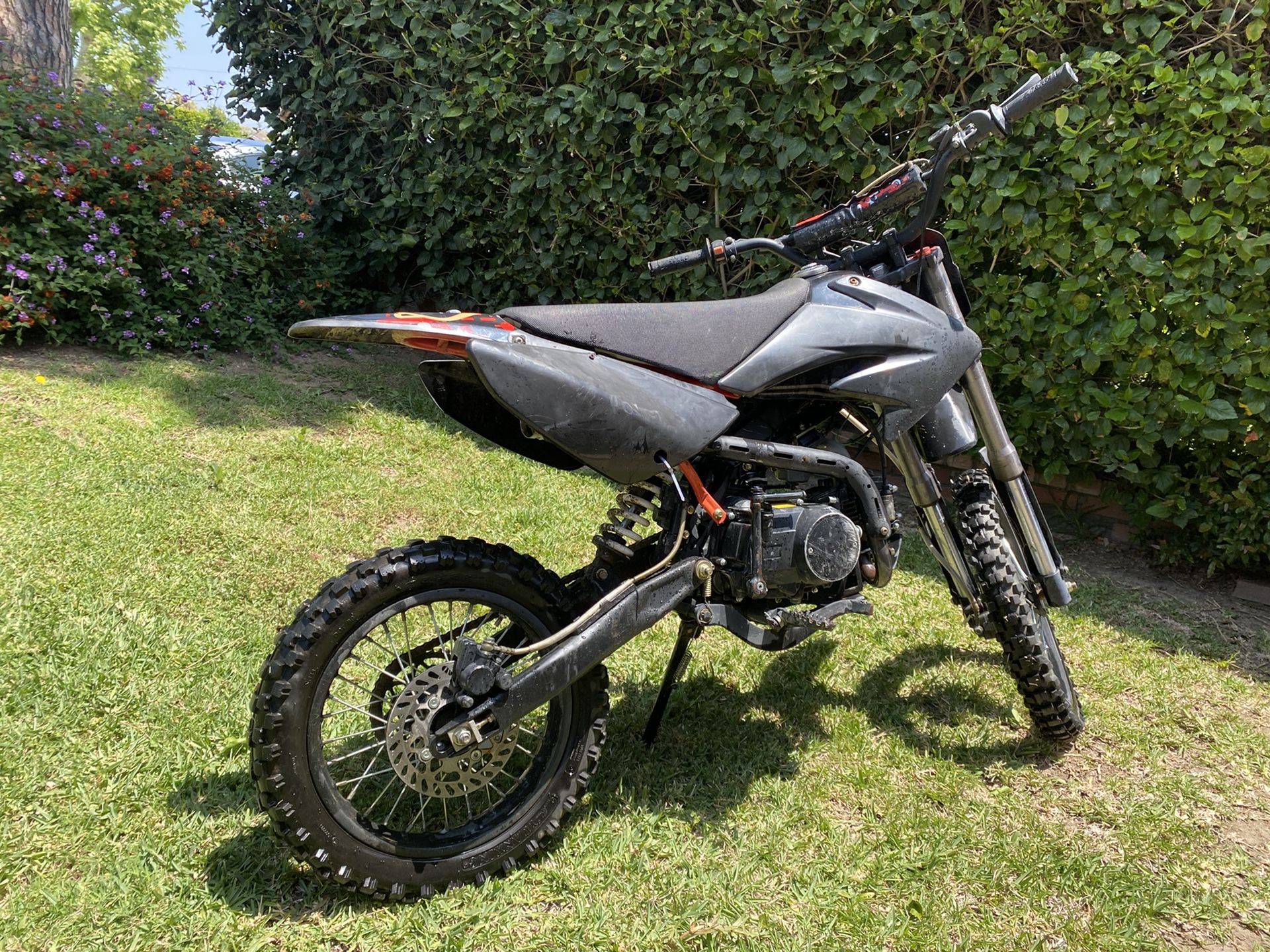 2017 Apollo 125 Cc Dirtbike for Sale in Montebello, CA - OfferUp