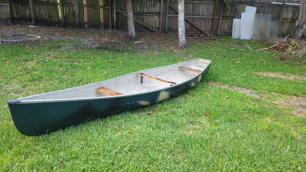 Kayak Indian River Angler Flat Back Canoe for Sale in Tamarac, FL - OfferUp