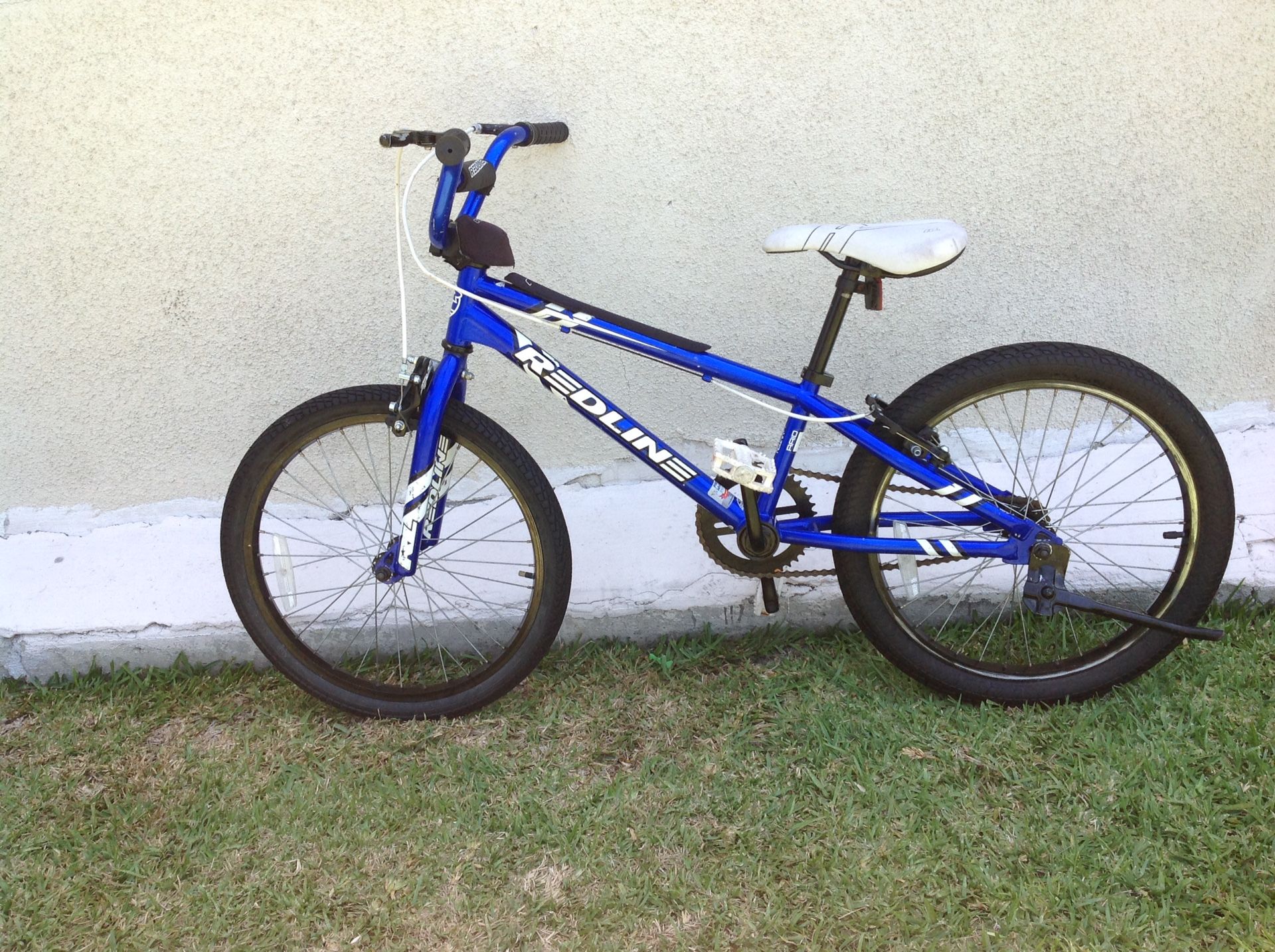 Redline raid BMX bike 20. INCH WHEELS for Sale in Los Angeles, CA - OfferUp