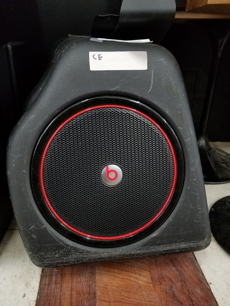 Beats 300 audio subwoofer for Sale in Detroit, MI - OfferUp