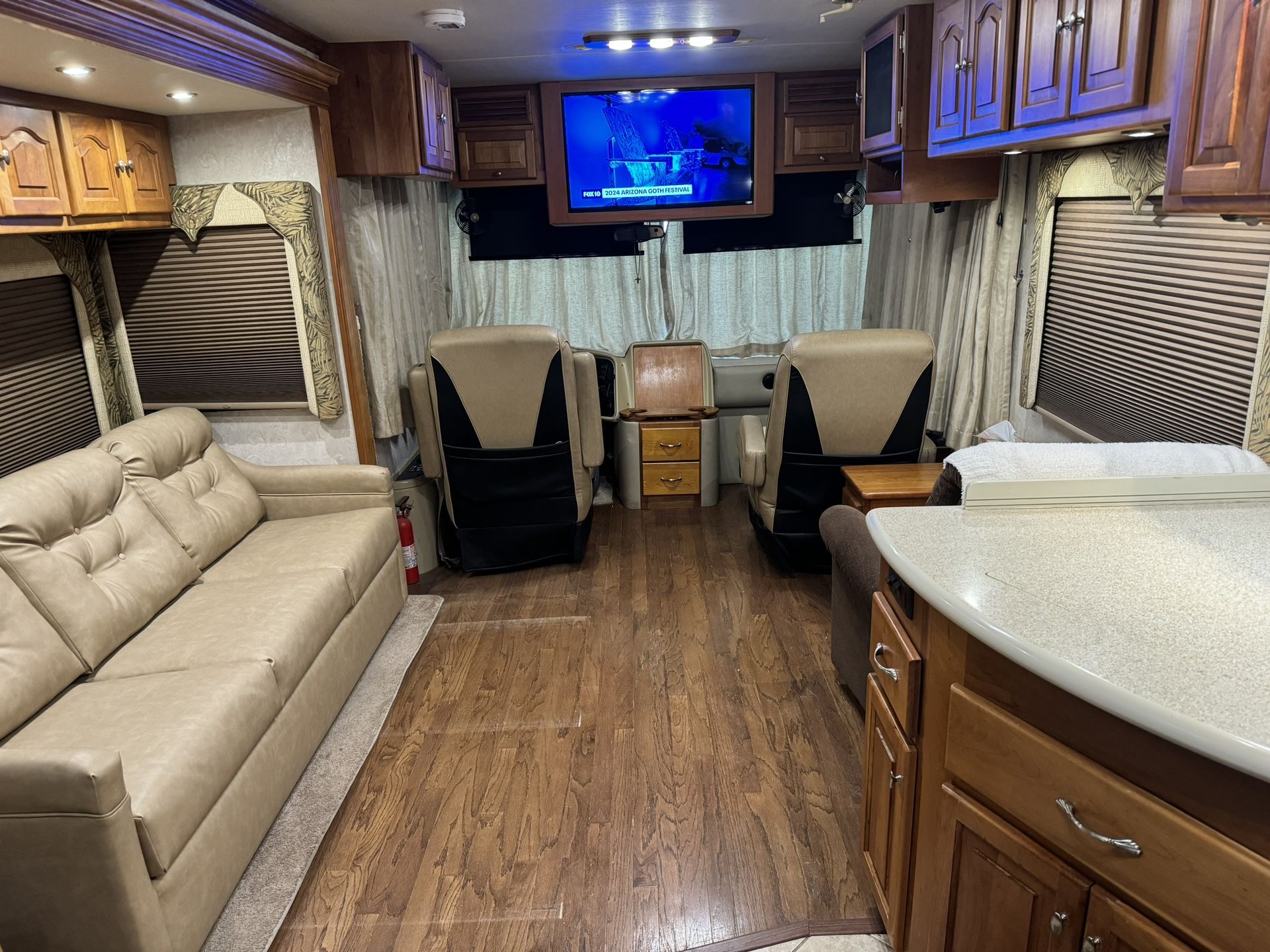 RV Motorhome Class A Diesel for Sale in Glendale, AZ - OfferUp