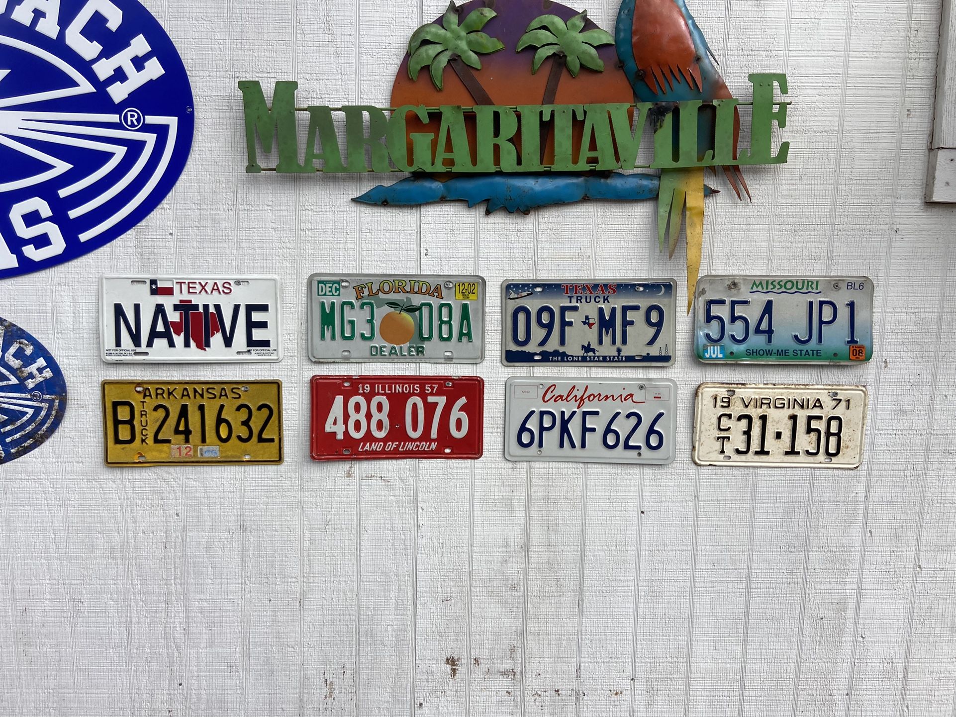 Vintage License Plate Collection! Garden decoration