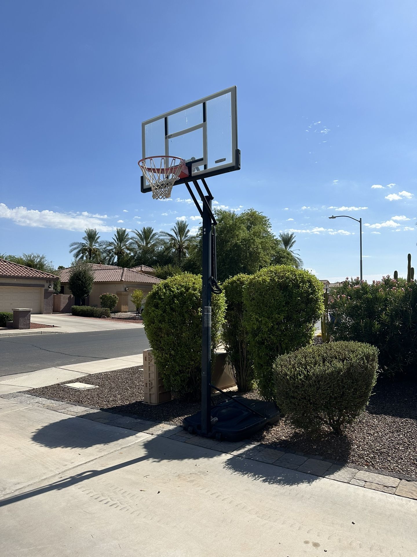 Adjustable Basketball Hoop (up To 10 Feet) for Sale in Chandler, AZ ...