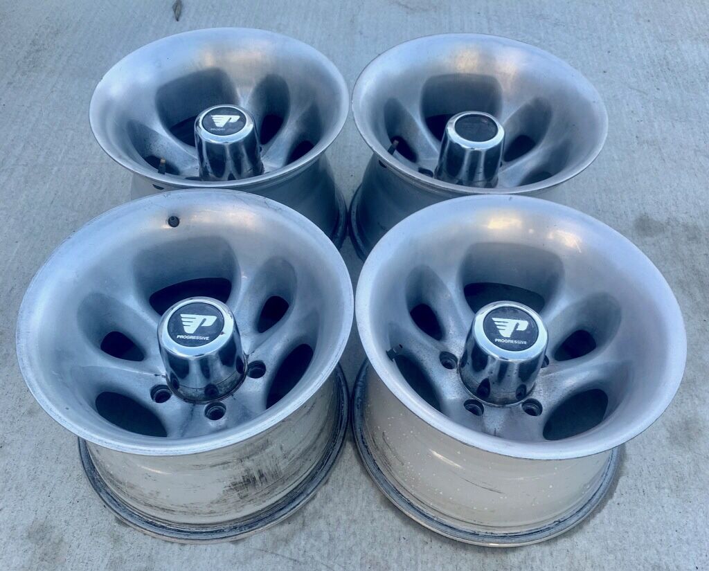 15X10 Vintage Aluminum Mag Wheels Ford F100 F150 5X5.5 for Sale in Lake ...