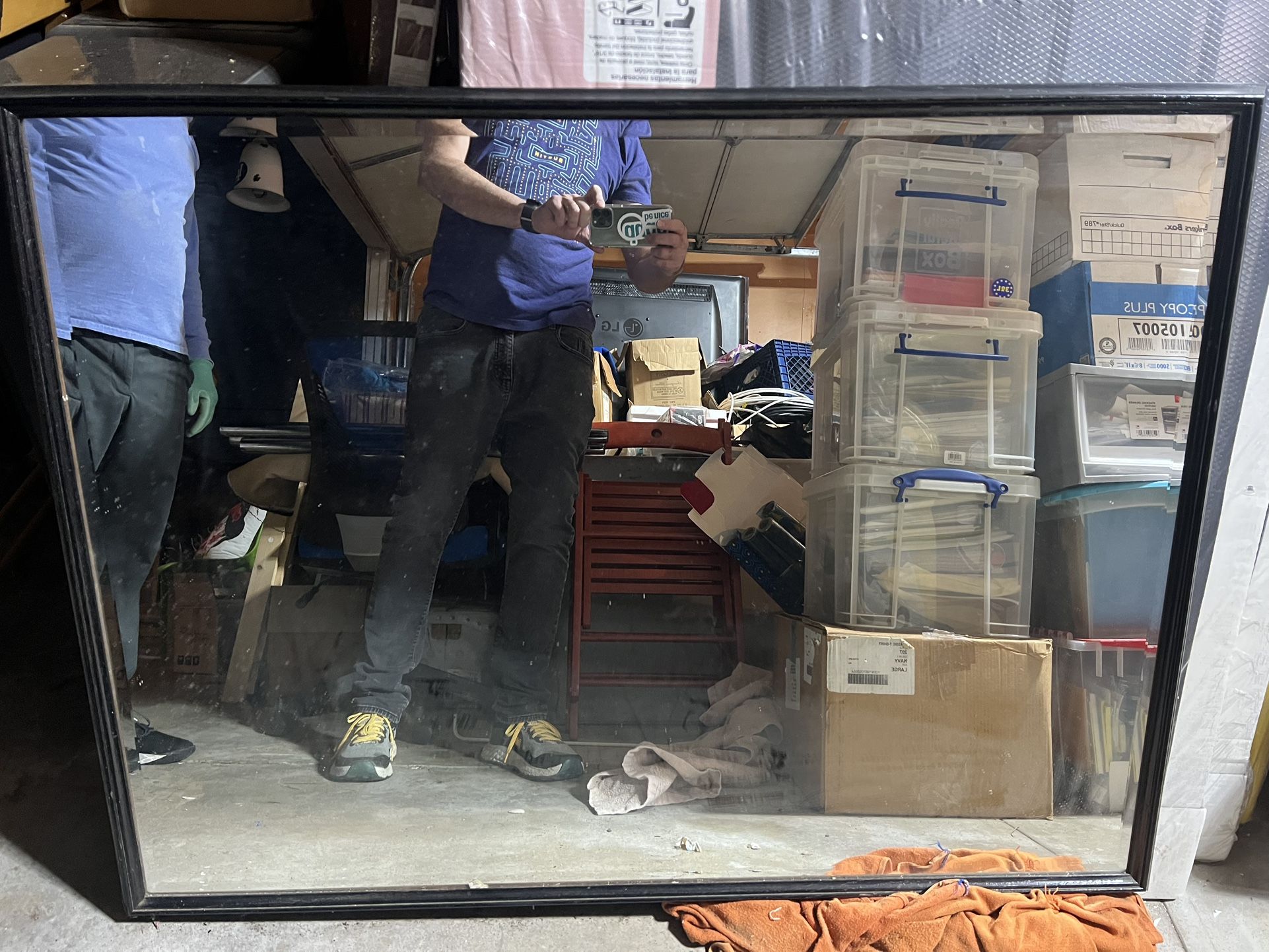 Decorative Hanging Wall Mirror 3x4 for Sale in Los Angeles, CA - OfferUp