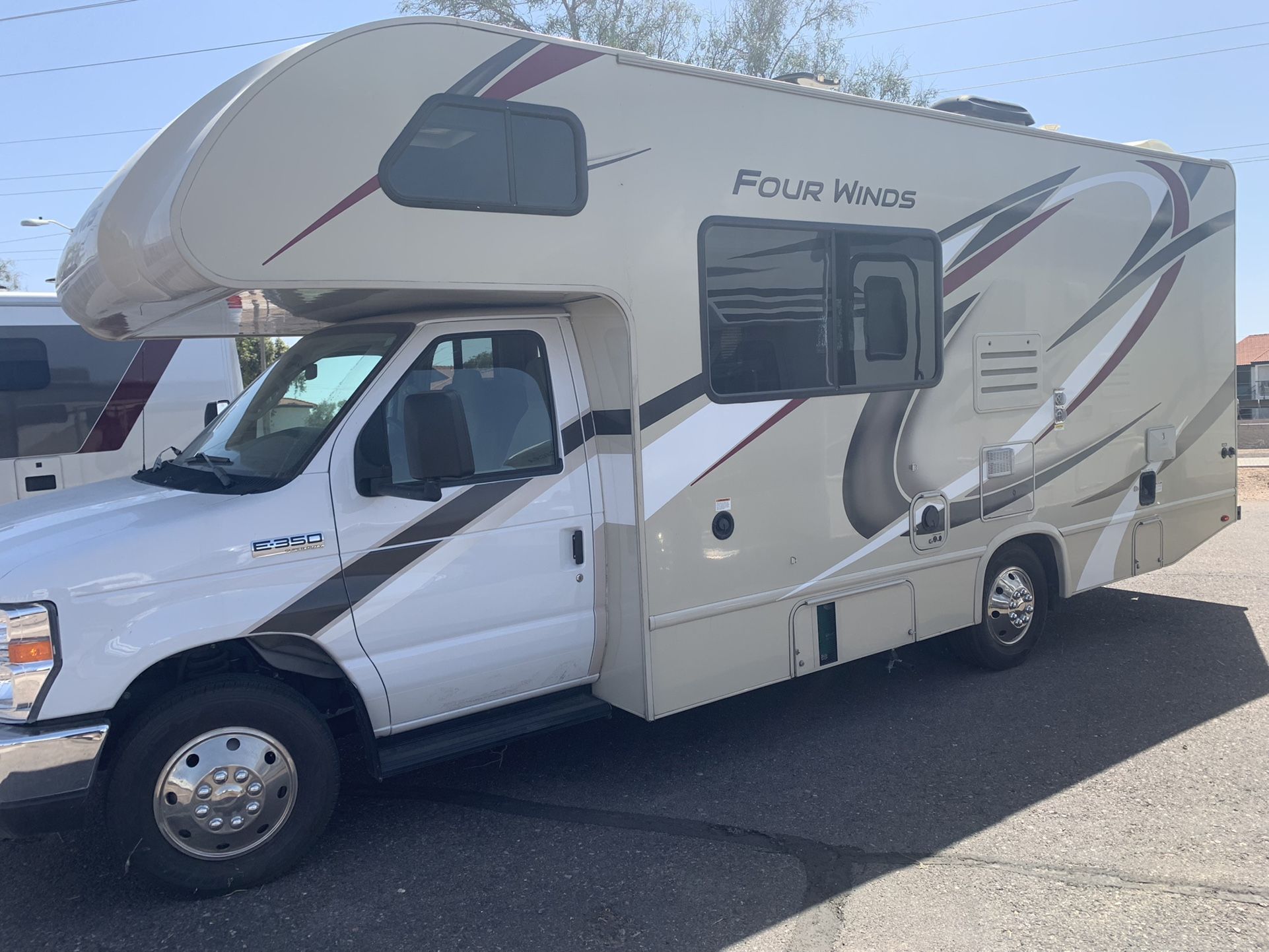 2020 Four Winds 23 Ft MOTORHOME for Sale in Scottsdale, AZ - OfferUp