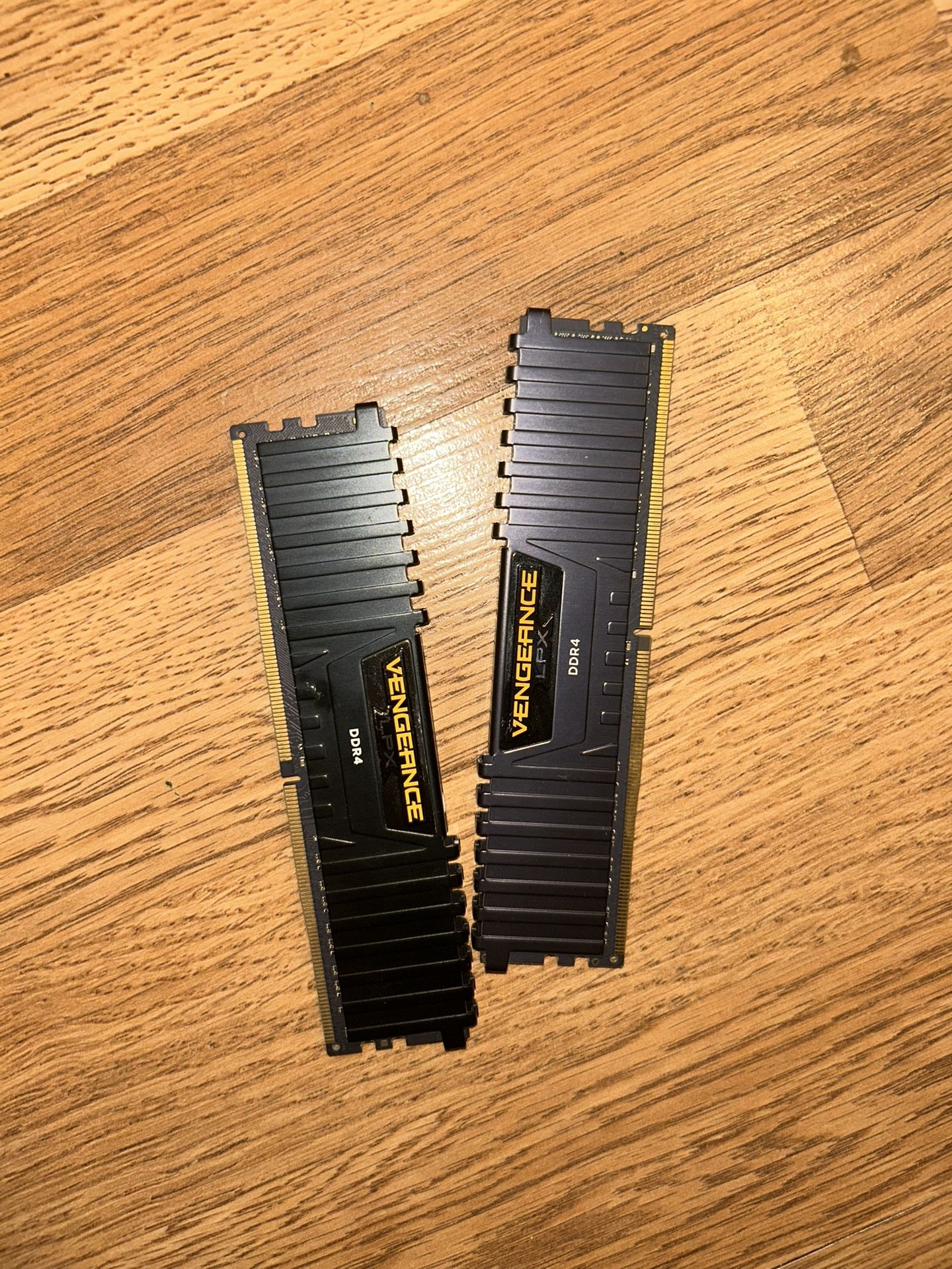 2 Ram Sticks Of DDR4 for Sale in Crystal City, CA - OfferUp
