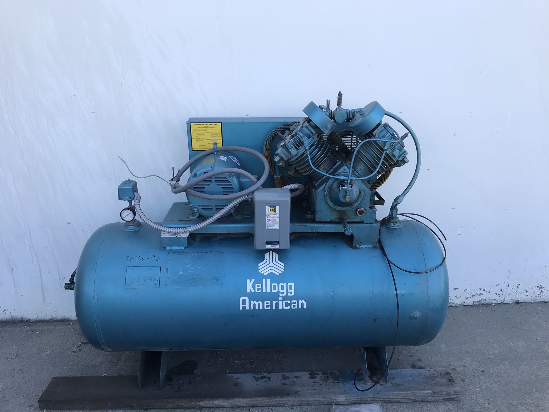 Kellogg American Air compressor Model 452TV for Sale in Escondido, CA ...