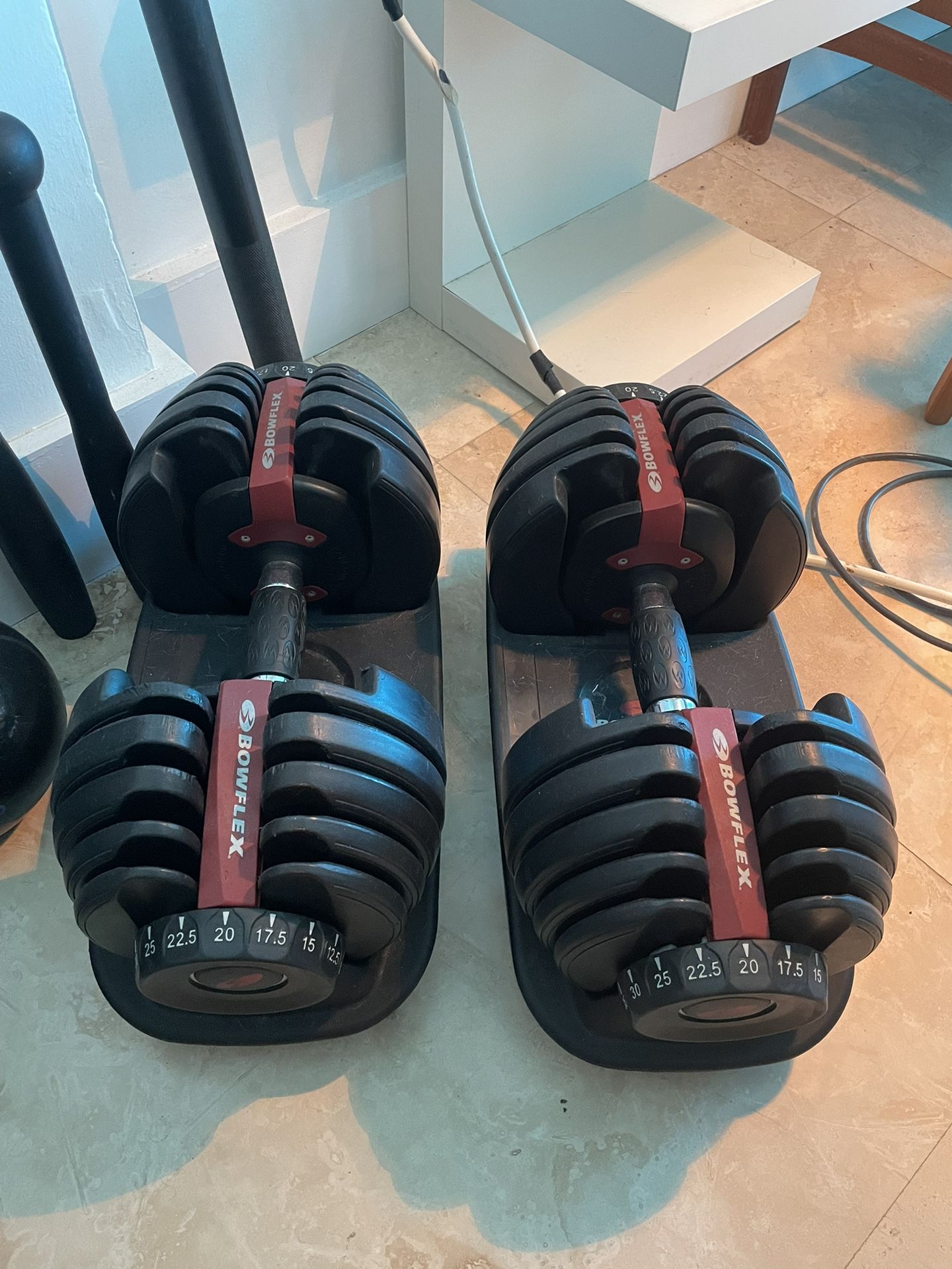 Bowflex 552 Adjustable Dumbbells for Sale in Miami, FL - OfferUp