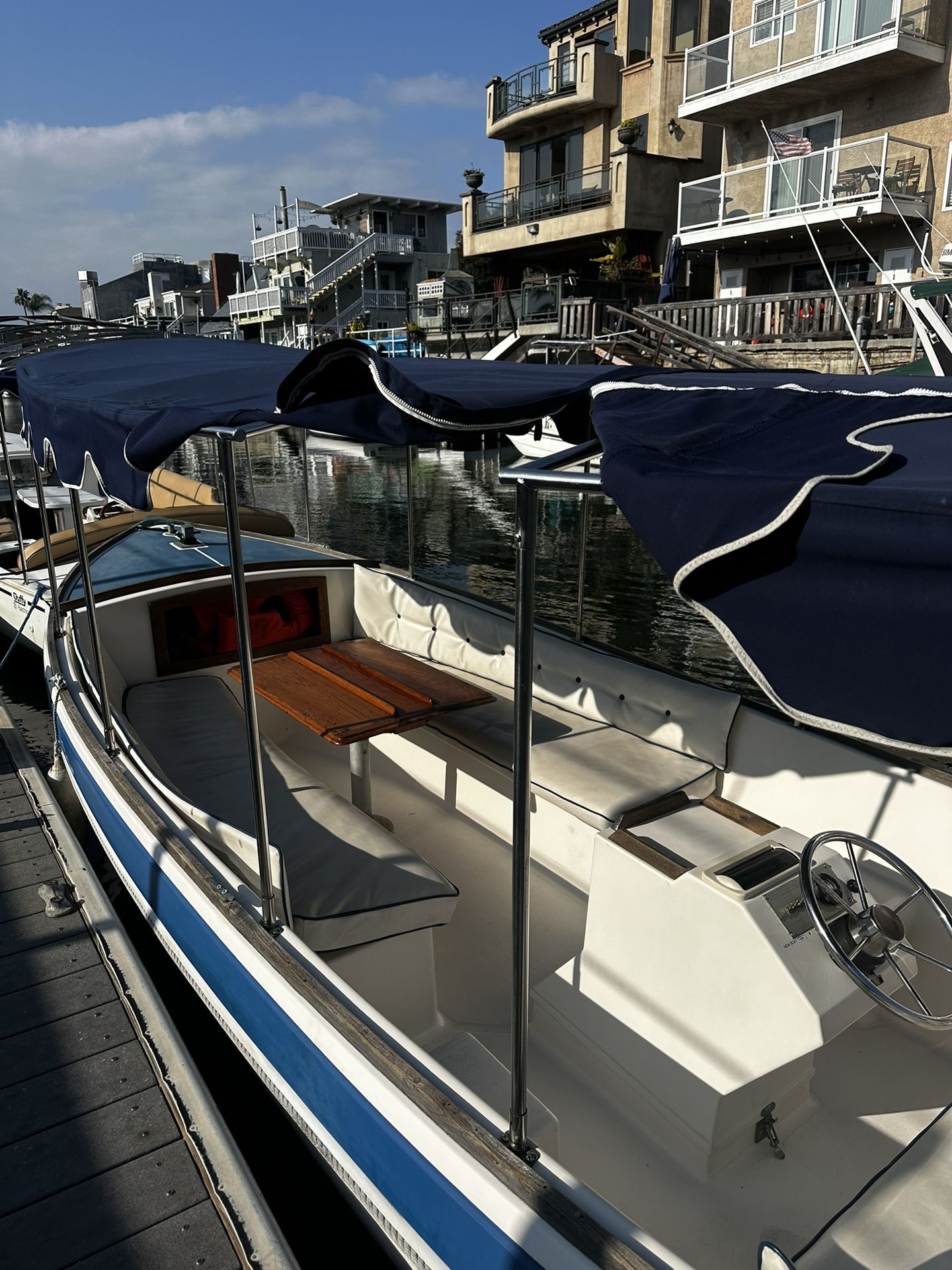 Duffy Electric Boat for Sale in Huntington Beach, CA - OfferUp