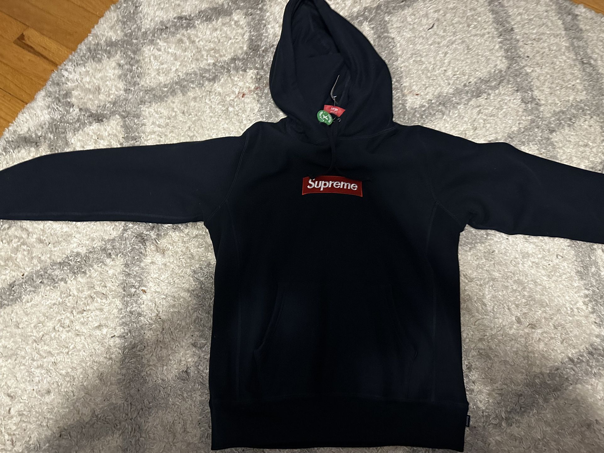 Supreme Box Logo Hoodie (navy) for Sale in Parma, OH - OfferUp