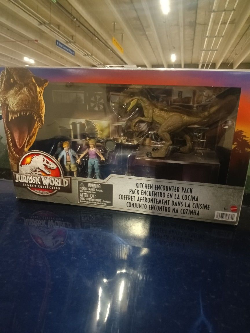 Velociraptor Jurassic Park Kitchen Scene