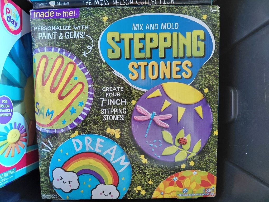 Stepping Stones Kit for Sale in San Antonio, TX - OfferUp