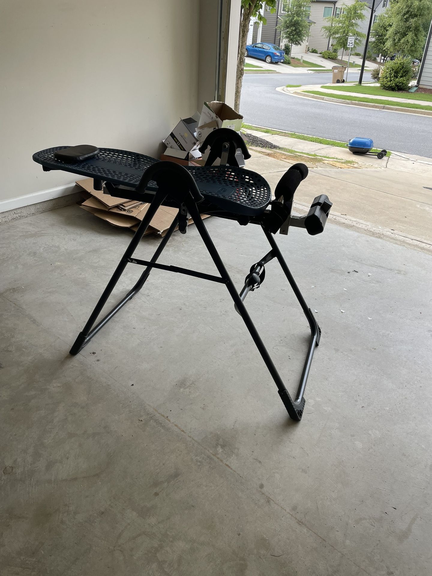 Teeter Hangup Inversion Table for Sale in Dawsonville, GA - OfferUp