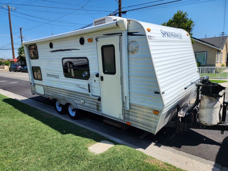 2010 Springdale By Keystone 23ft Travel Trailer Self-contained Sleeps 4 ...