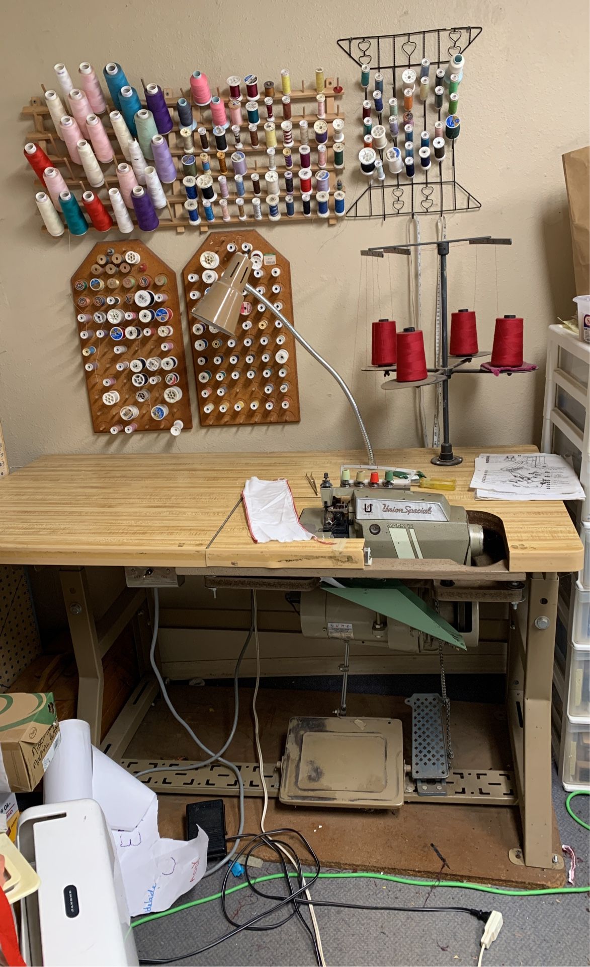 Union Special Industrial Serger And Desk for Sale in Aurora, OR - OfferUp