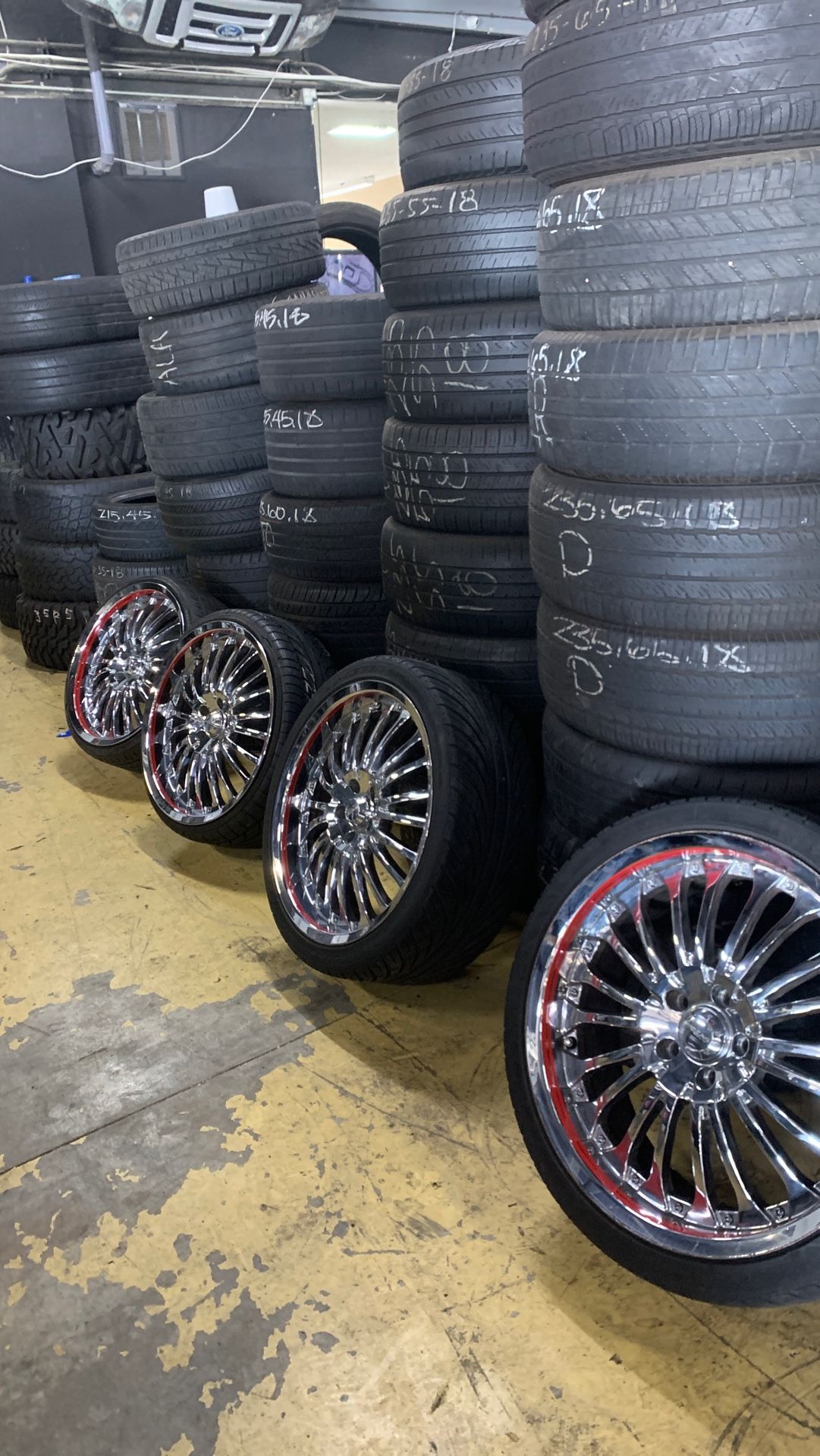 20 inch chrome wheels for Sale in Perris, CA - OfferUp