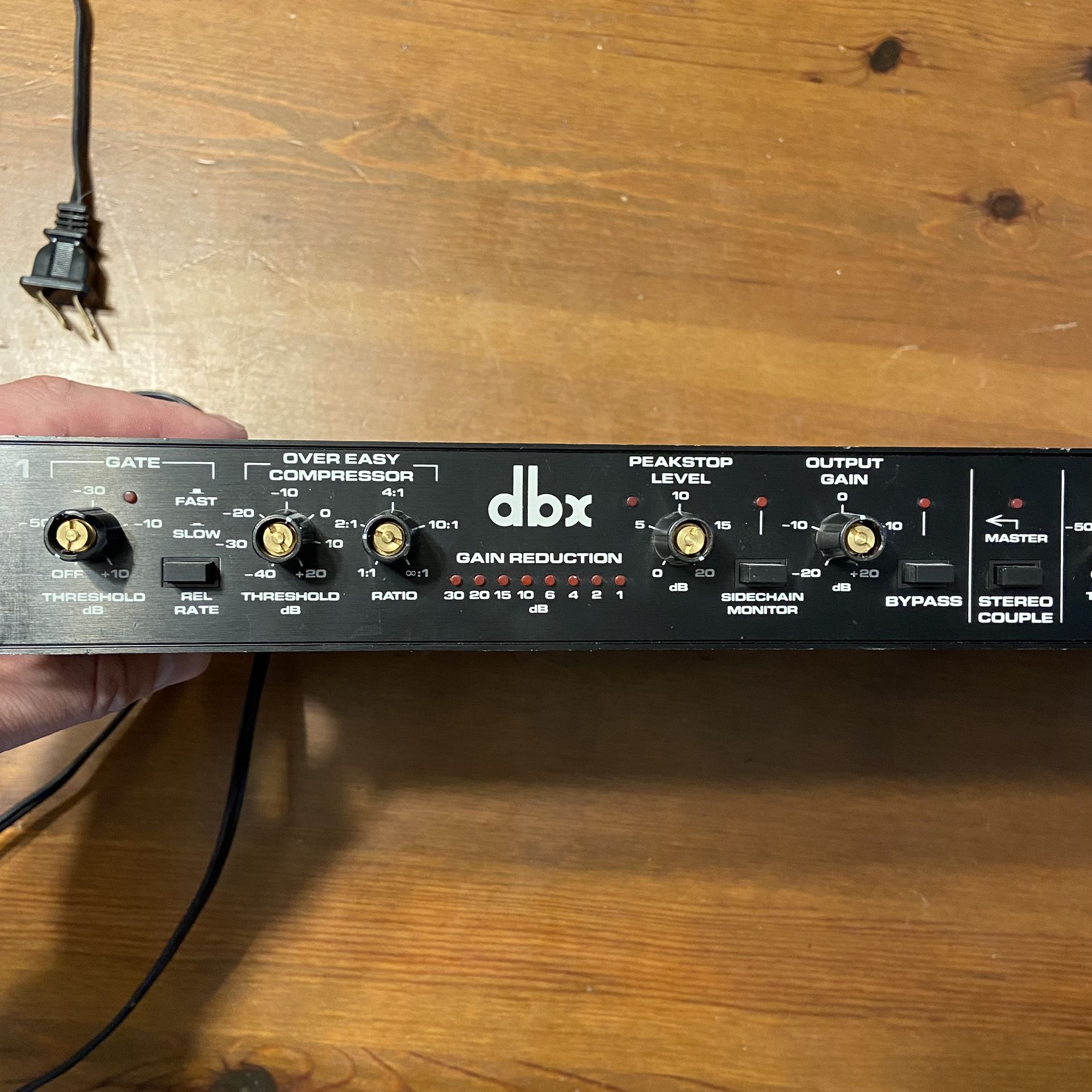 DBX 166 Stereo/ Dual-Mono Analog Studio Compressor for Sale in ...
