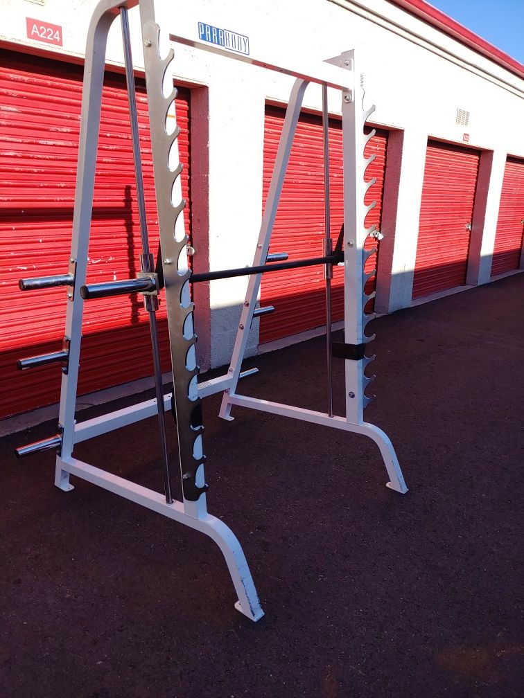Parabody Squat rack Smith machine for Sale in Phoenix, AZ - OfferUp