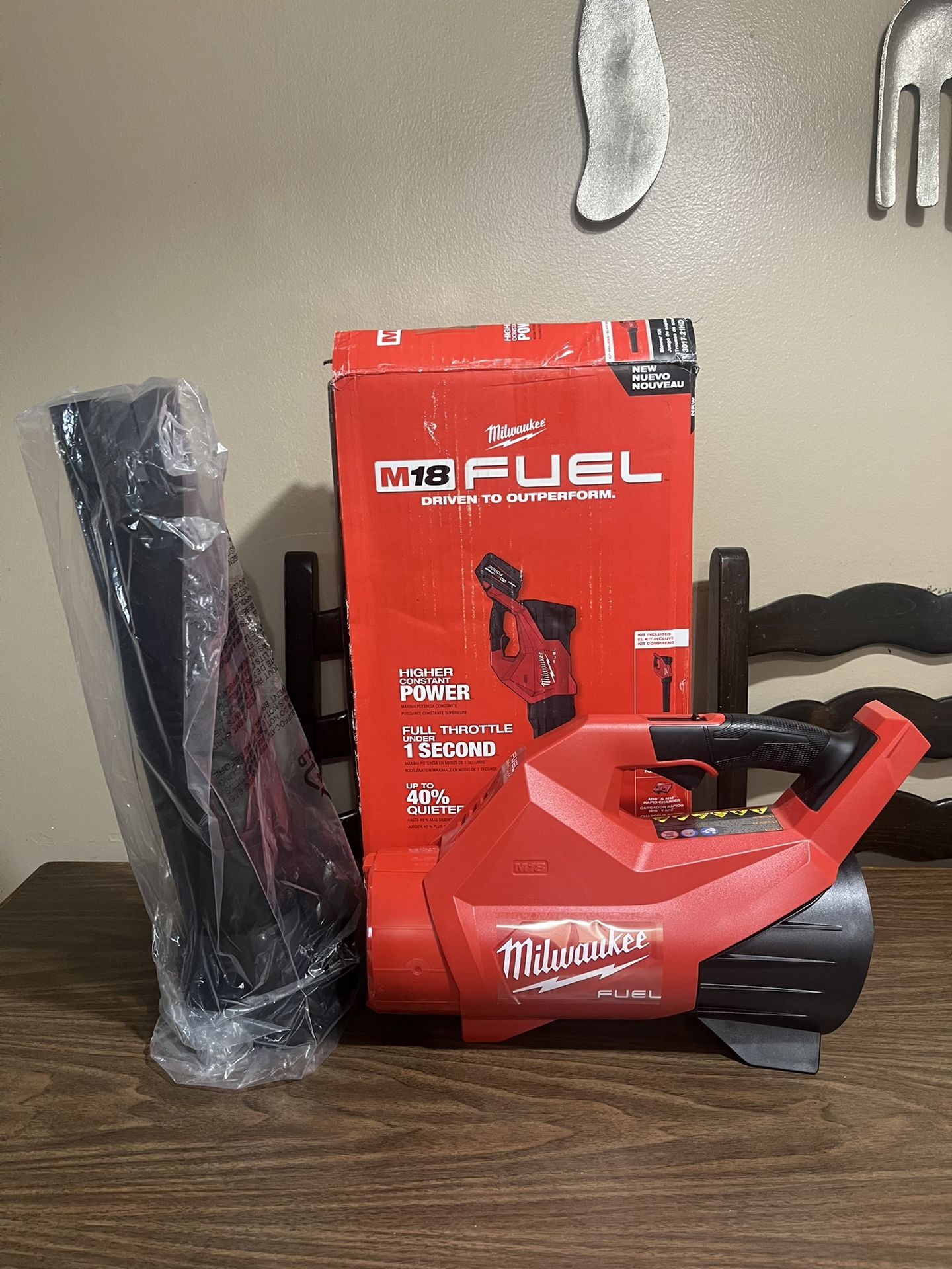 Milwaukee M18 Fuel 500 CFM Blower for Sale in Los Angeles, CA - OfferUp