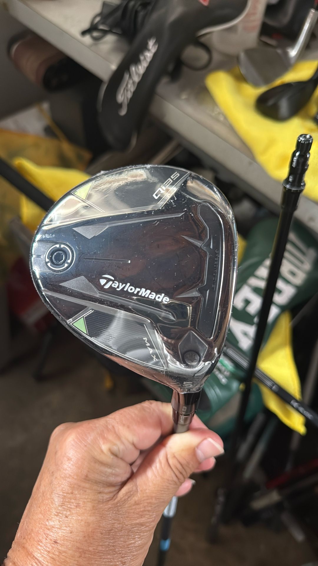 Taylormade Qi35 Max 5 Wood 18.5* Loft Sr Flex Shaft for Sale in Santa ...